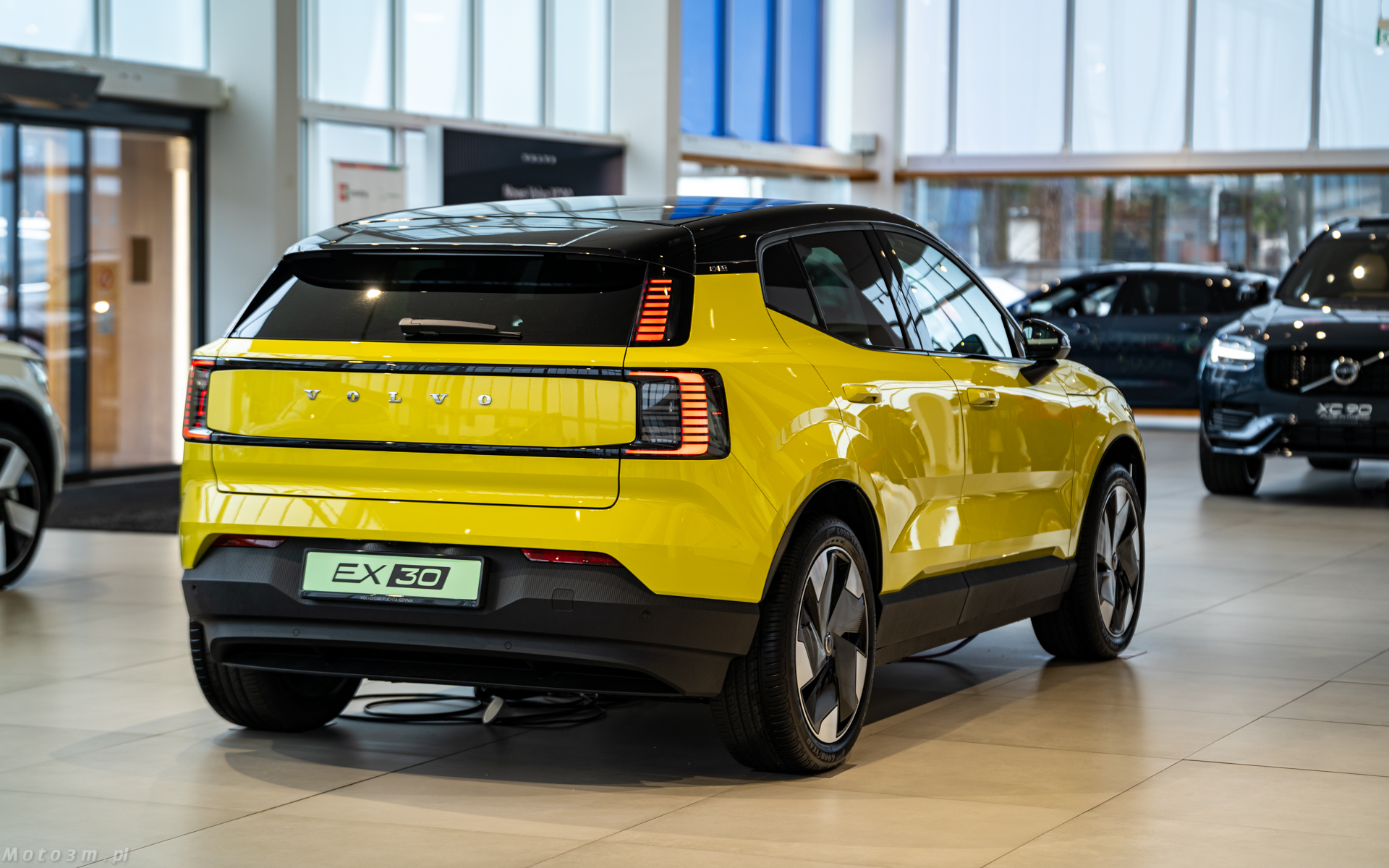 Kolor ma znaczenie - Volvo EX30 w żółtym kolorze Moss Yellow w Volvo ...