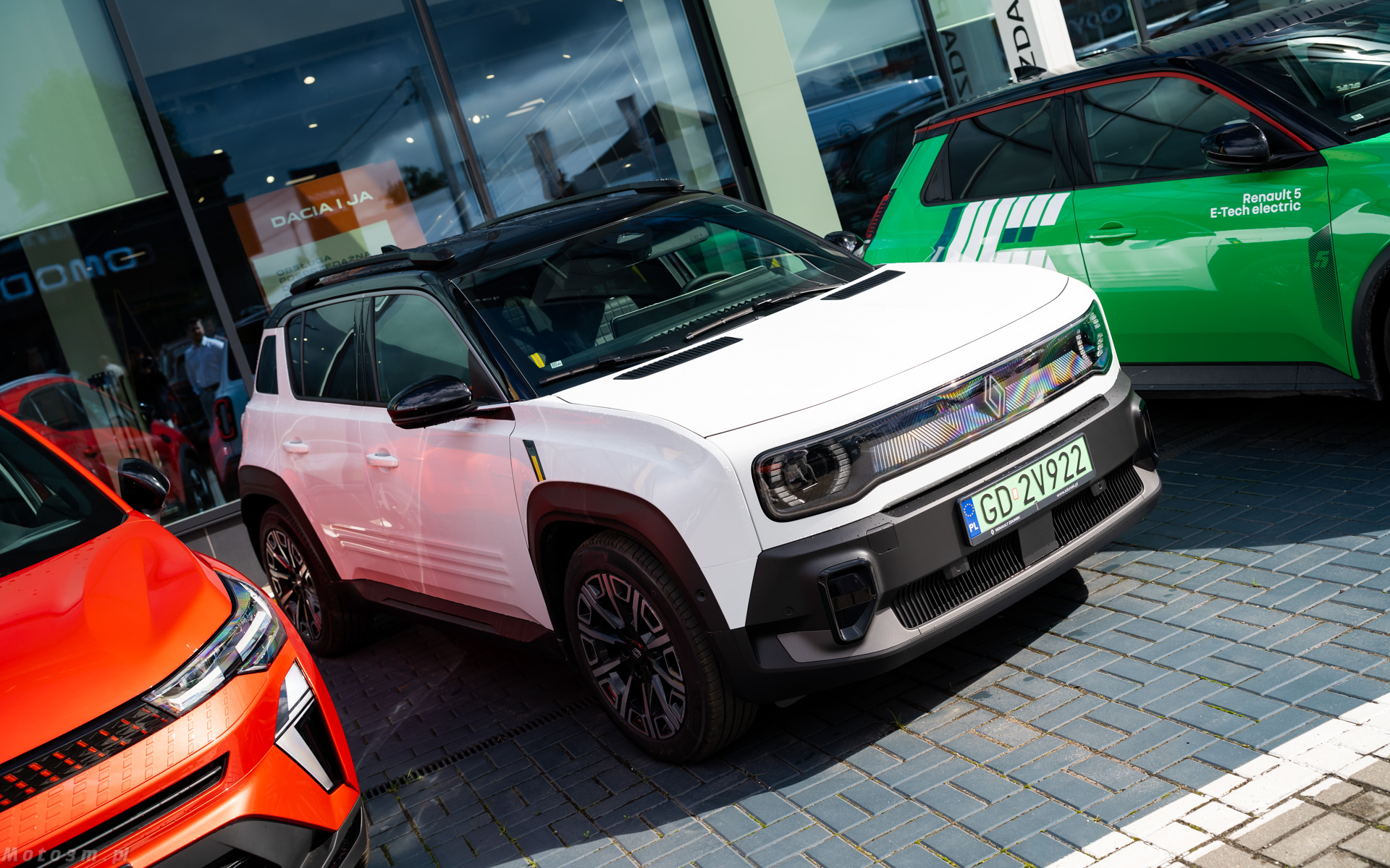 Kolejne nowe wcielenie kultowego modelu od Renault. Nowe 4 już w ...